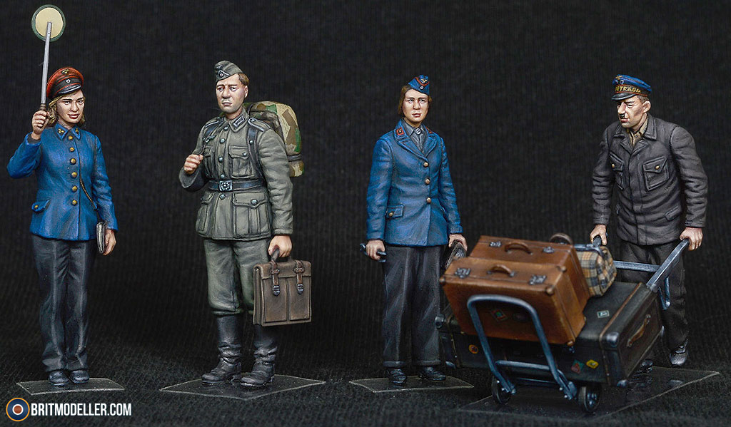German Train Station Staff 1930-40s (38010) 1:35 - Diorama, Accessories ...
