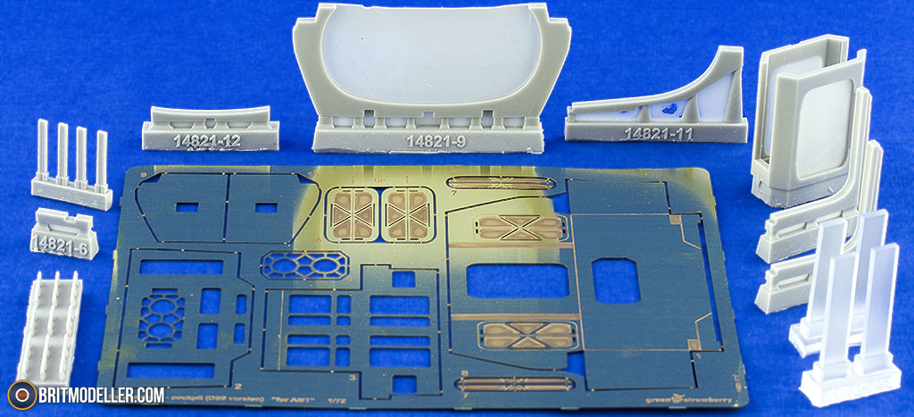 Star Trek Danube Class 'Runabout' Shuttle Update Sets (for AMT) 1:72 ...