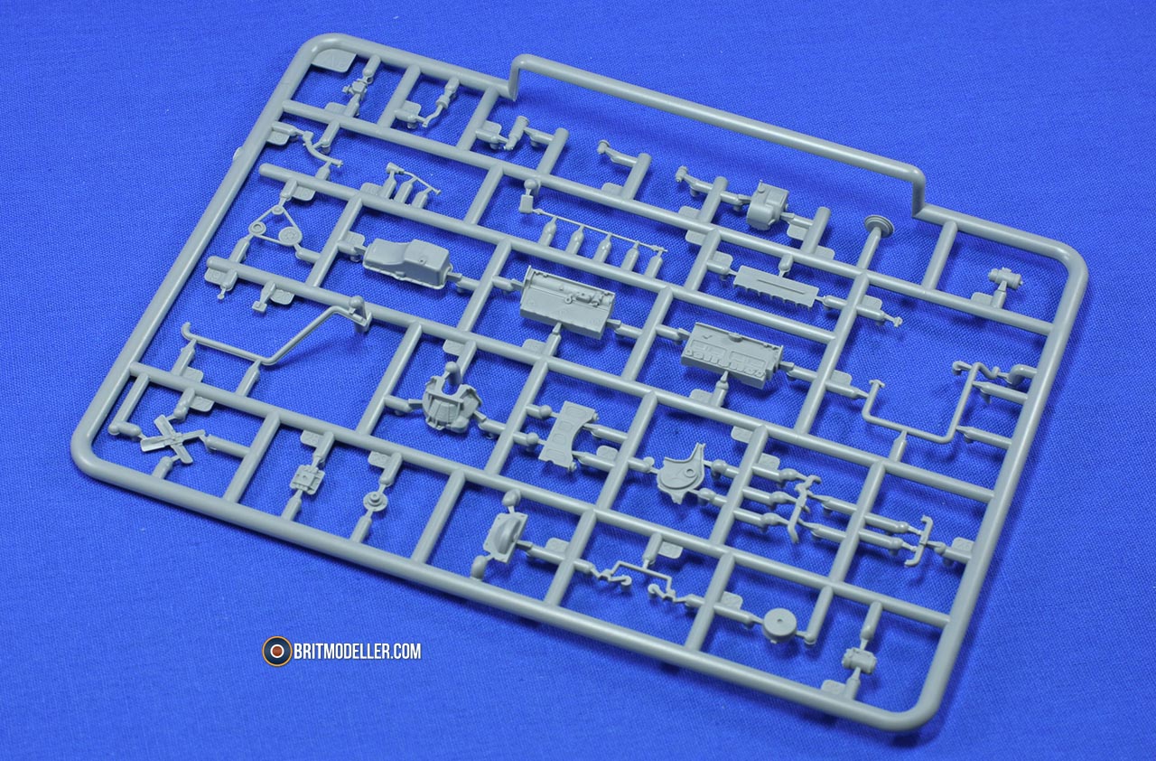 RM-5033 Rye Field Model 1/35 PZ.KPFW.IV AUSF.J LATE PRODUCTION /PZ.BEOB ...