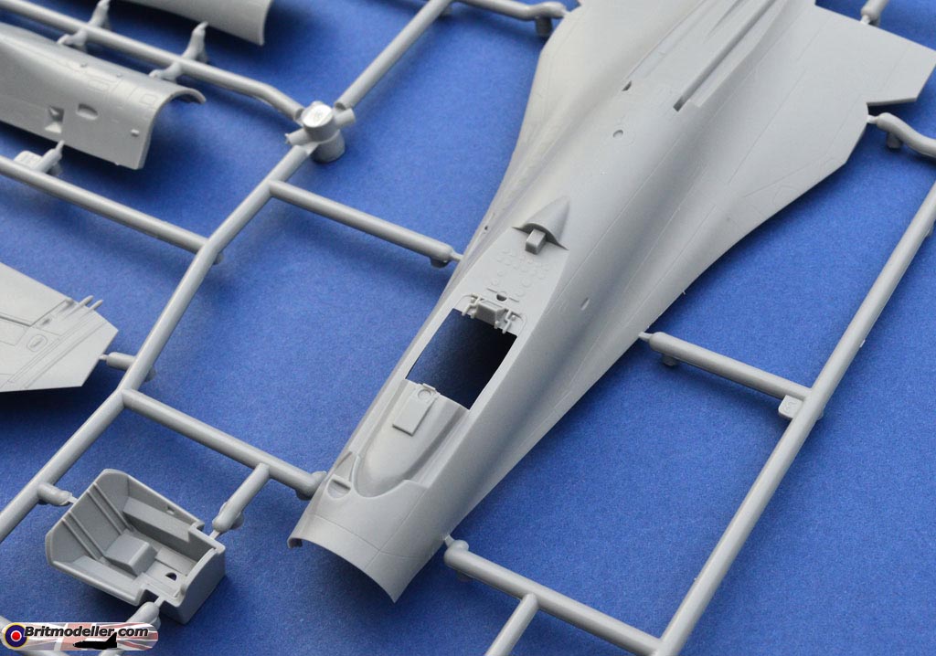 Sukhoi Su-27 SM Flanker - 1:72 Revell - Kits - Britmodeller.com