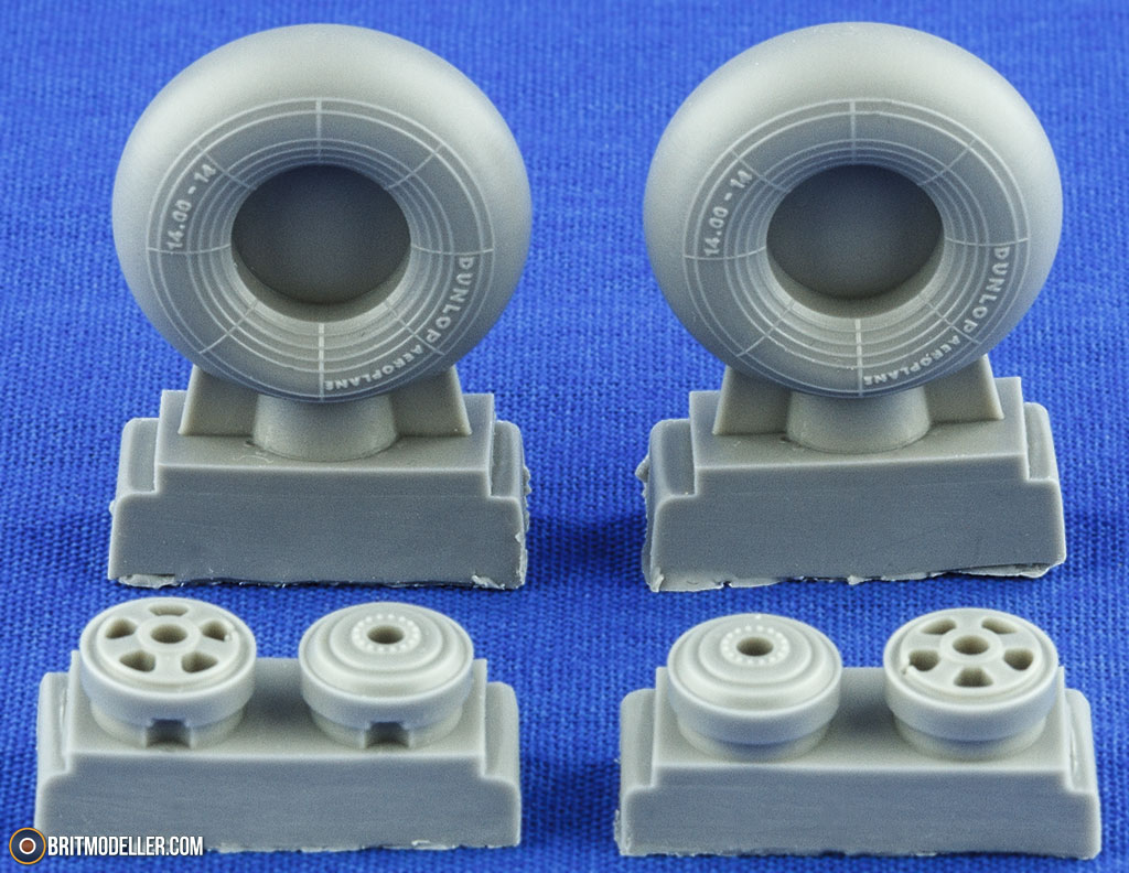 Beaufighter Mk.I/VI Mainwheels Early/Smooth (4436) 1:48 - Aftermarket ...