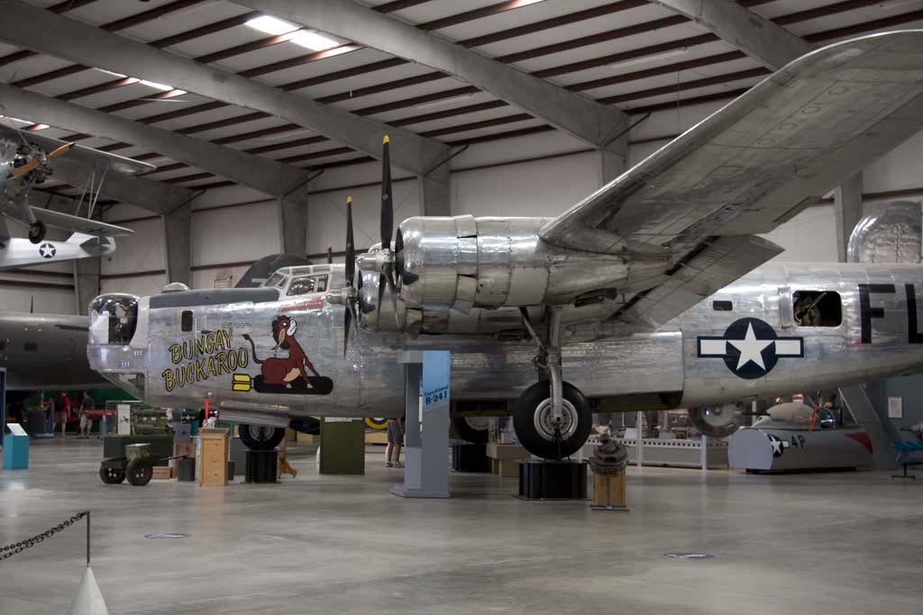 Consolidated B-24 Liberator - Propeller engined Aircraft - Britmodeller.com