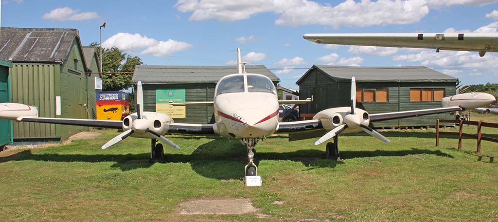 Cessna 401 - Propeller engined Aircraft - Britmodeller.com