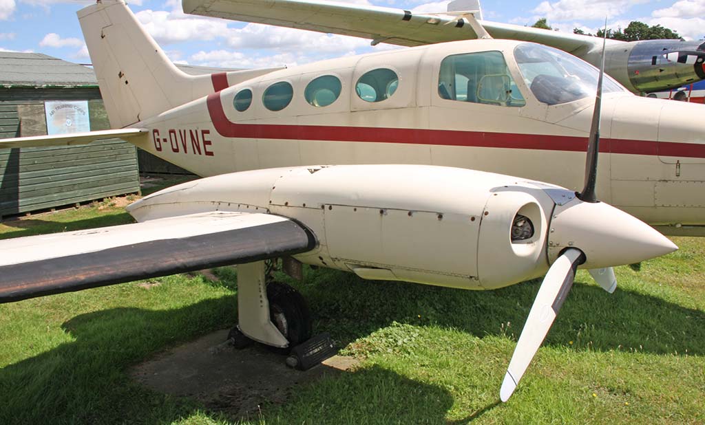 Cessna 401 - Propeller engined Aircraft - Britmodeller.com