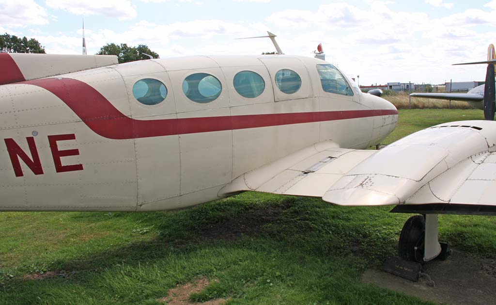 Cessna 401 - Propeller engined Aircraft - Britmodeller.com