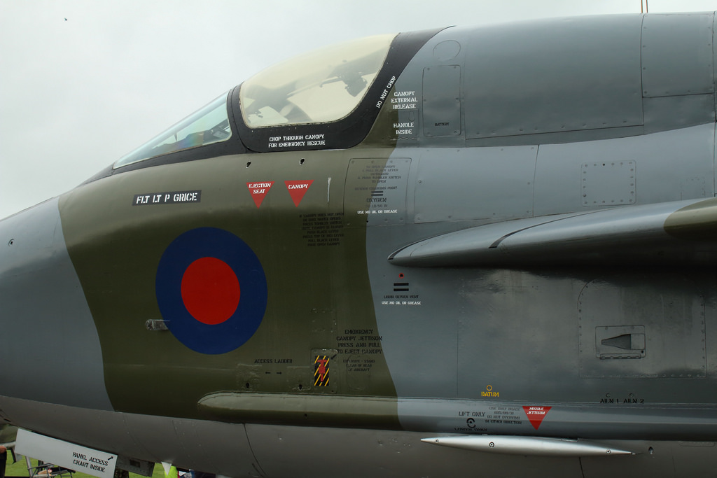 English Electric Lightning - T5 XS417 - Jet & Rocket engined Aircraft ...