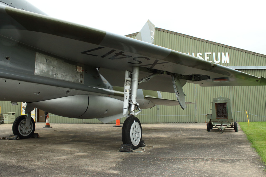 English Electric Lightning - T5 XS417 - Jet & Rocket engined Aircraft ...