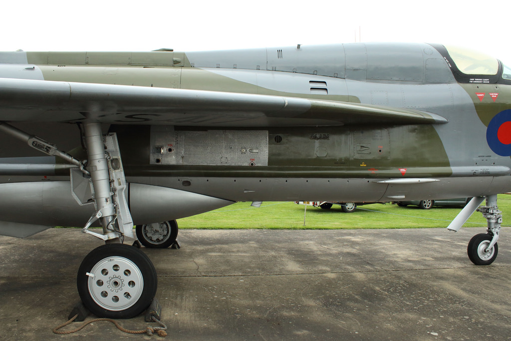 English Electric Lightning - T5 XS417 - Jet & Rocket engined Aircraft ...