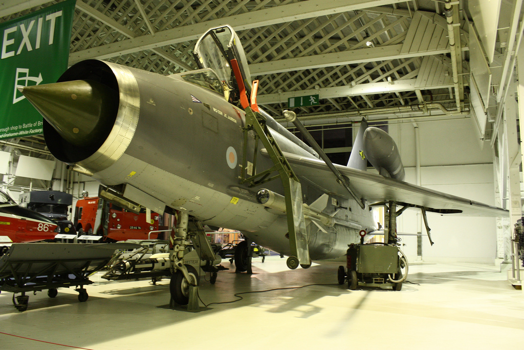 English Electric Lightning F.6 XR728 - Jet & Rocket engined Aircraft ...