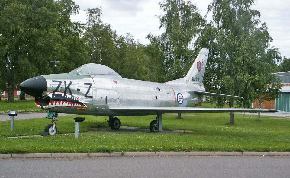 North American F-86K Sabre - Jet & Rocket engined Aircraft ...