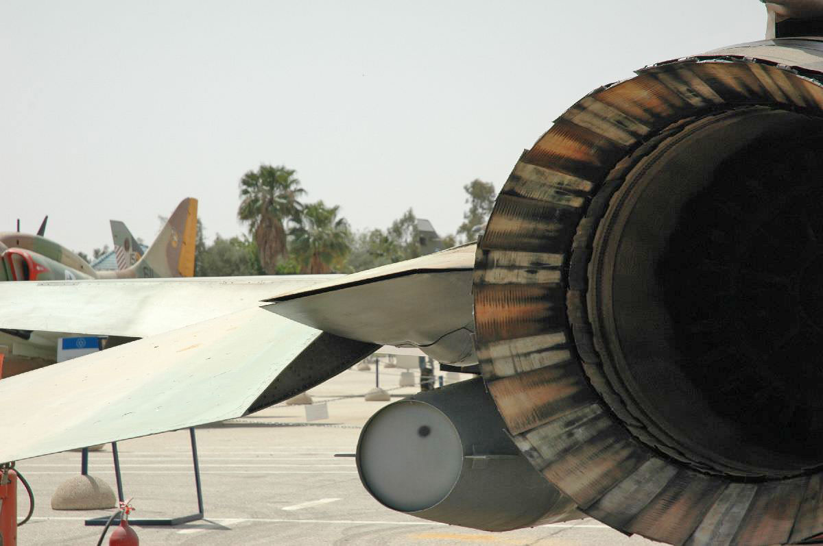 General Dynamics F-16A Netz - Jet & Rocket engined Aircraft ...