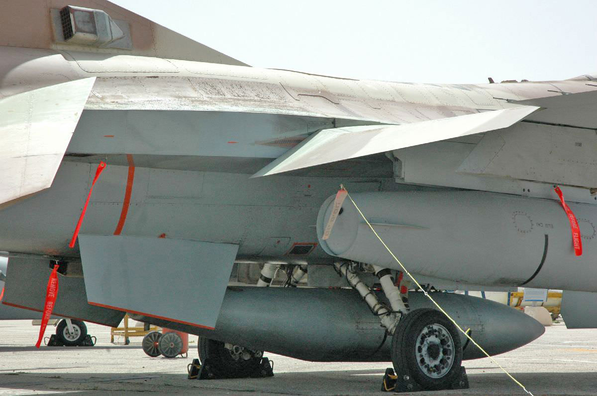 General Dynamics F-16A Netz - Jet & Rocket engined Aircraft ...