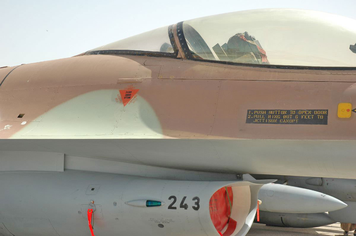 General Dynamics F-16A Netz - Jet & Rocket engined Aircraft ...