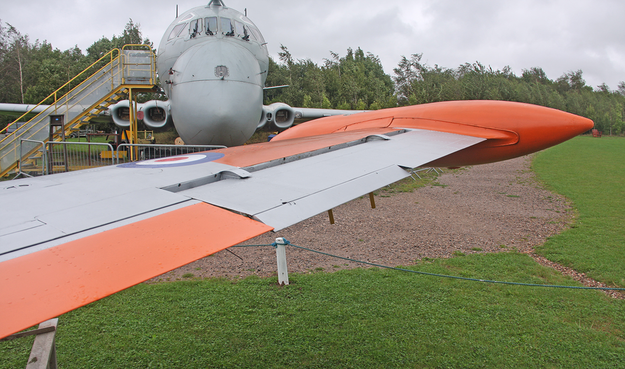 Hunting Percival Jet Provost T.4 - Jet & Rocket engined Aircraft ...