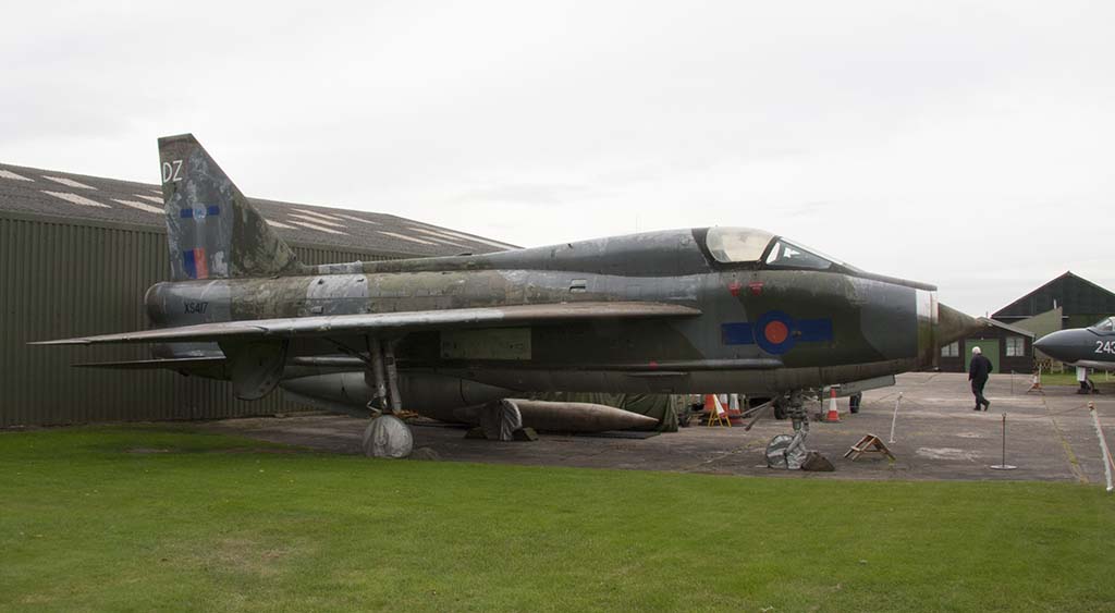 English Electric Lightning - T5 XS417 - Jet & Rocket engined Aircraft ...