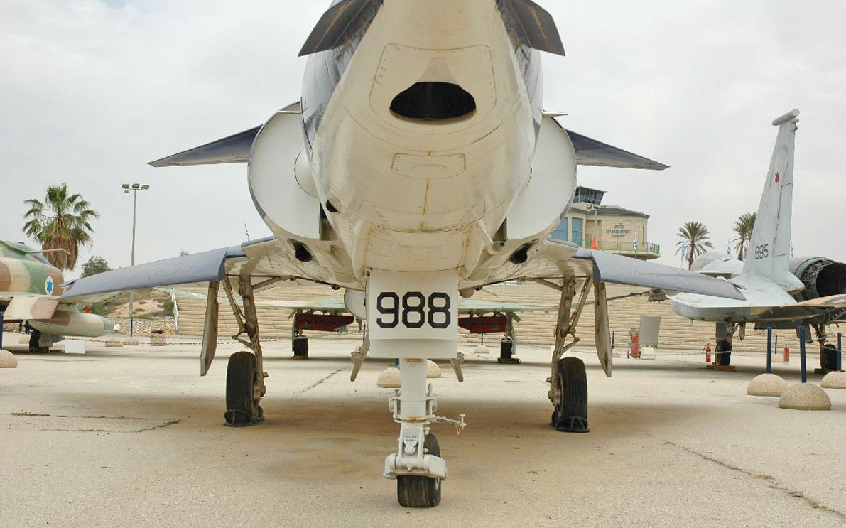 Dassault Mirage IIIBJ - Jet & Rocket engined Aircraft - Britmodeller.com