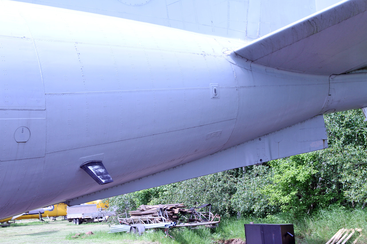Hawker Siddeley Nimrod R1 XW664 - Jet & Rocket engined Aircraft ...