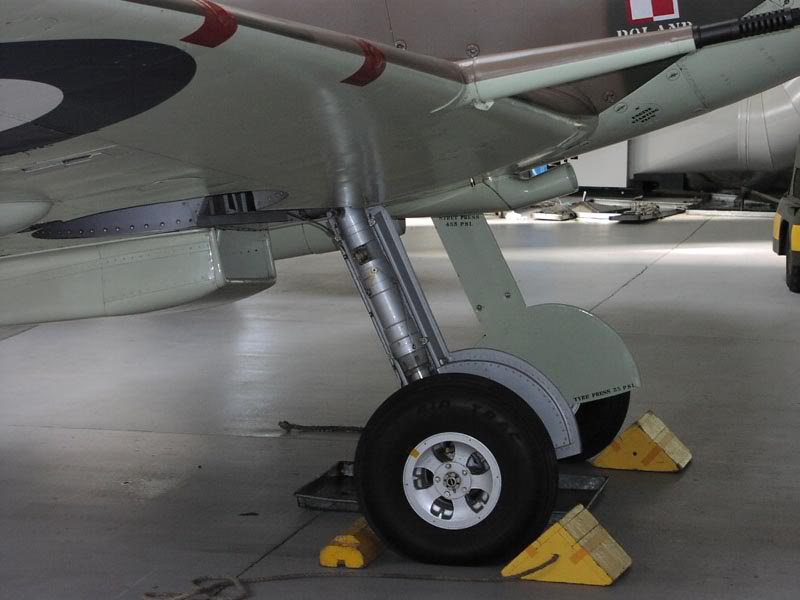 Supermarine Spitfire Mk.V - Propeller engined Aircraft - Britmodeller.com