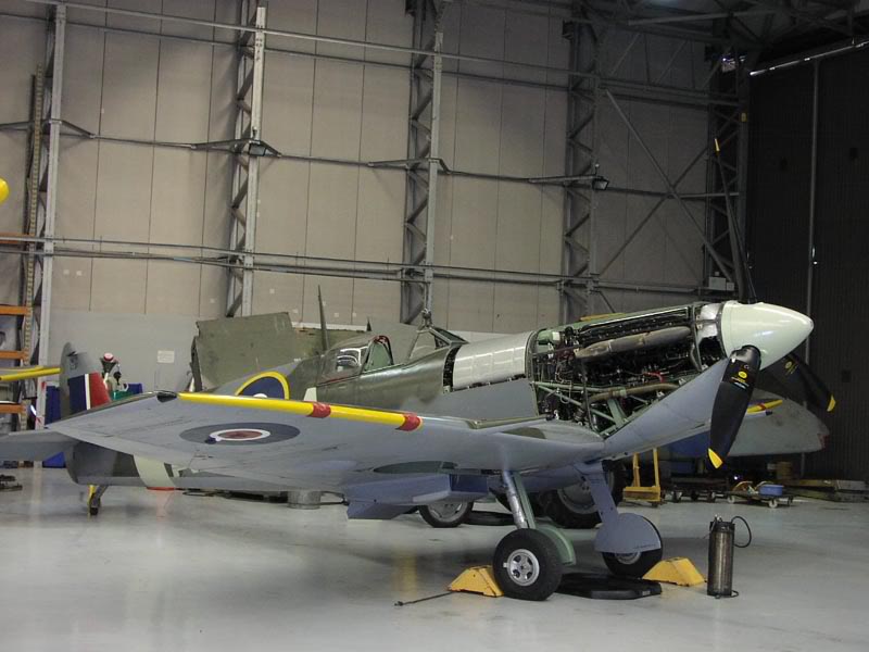 Supermarine Spitfire Mk.V - Propeller engined Aircraft - Britmodeller.com