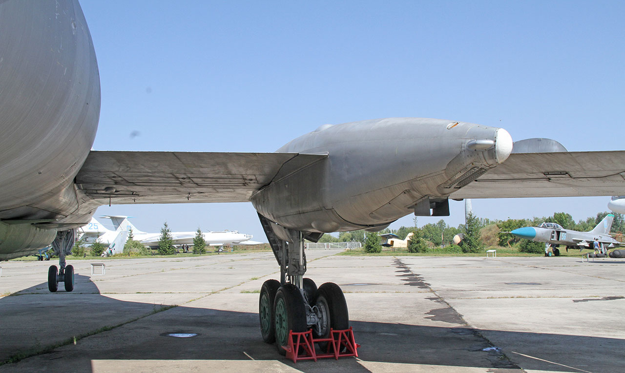 Tupolev Tu-22 Blinder - Jet & Rocket engined Aircraft - Britmodeller.com
