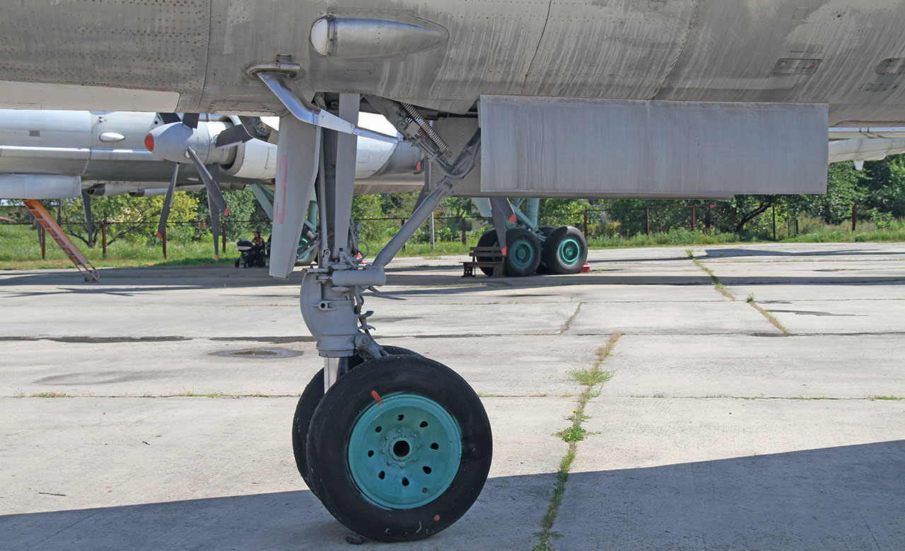 Tupolev Tu-22 Blinder - Jet & Rocket engined Aircraft - Britmodeller.com