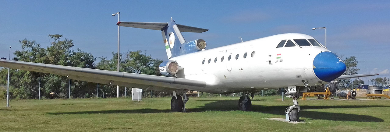 Yakolev Yak-40 Codling - Jet & Rocket engined Aircraft - Britmodeller.com