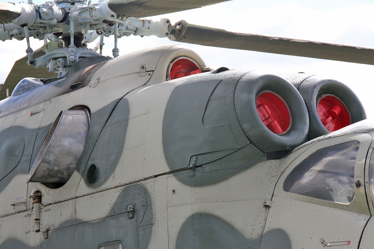 Mil Mi-24D Hind-D - Ukraine - Rotary Wing Aircraft Walkarounds ...