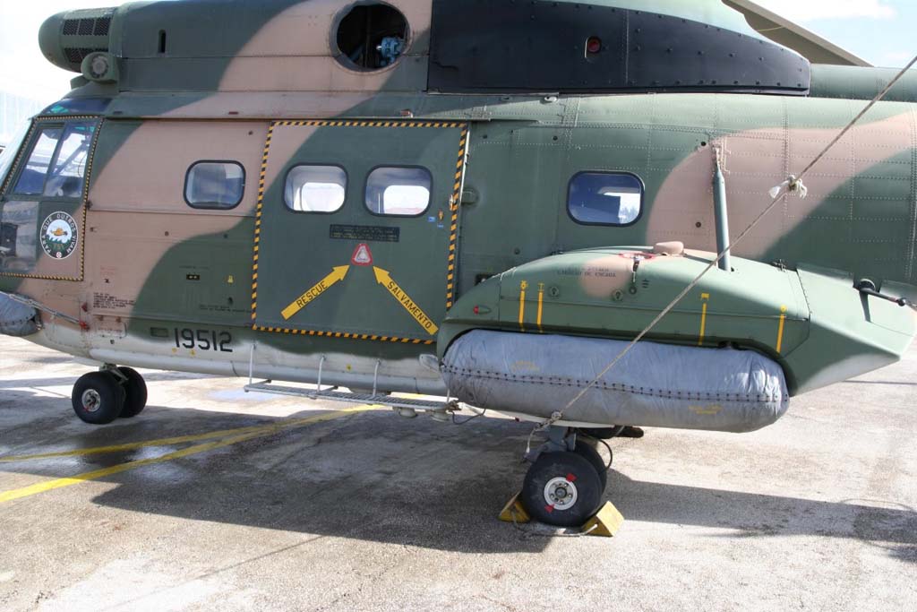 Sud Aviation SA330 Puma - Rotary Wing Aircraft Walkarounds ...