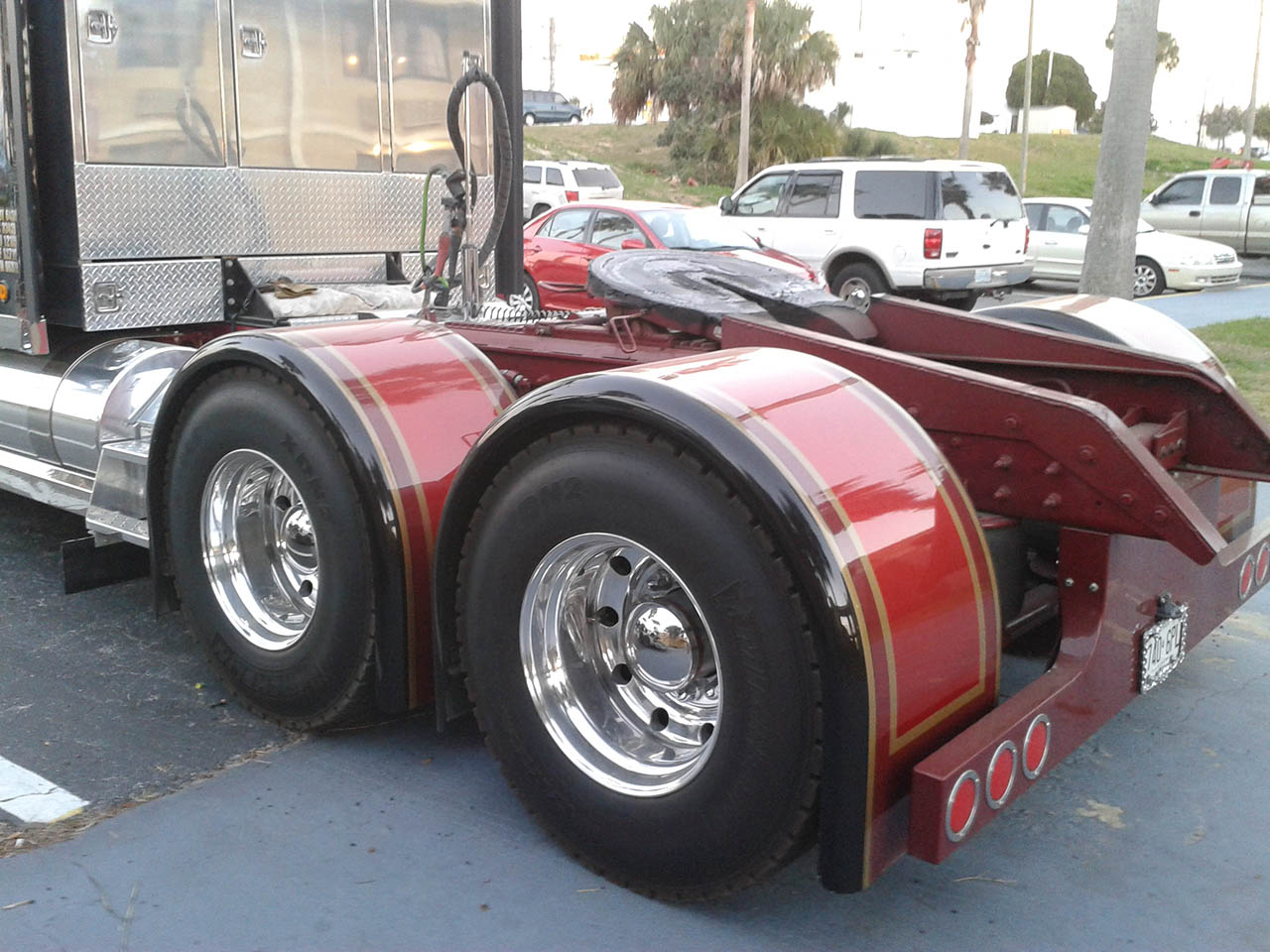 Kenworth Studio Sleeper - Vehicle Walkarounds - Britmodeller.com
